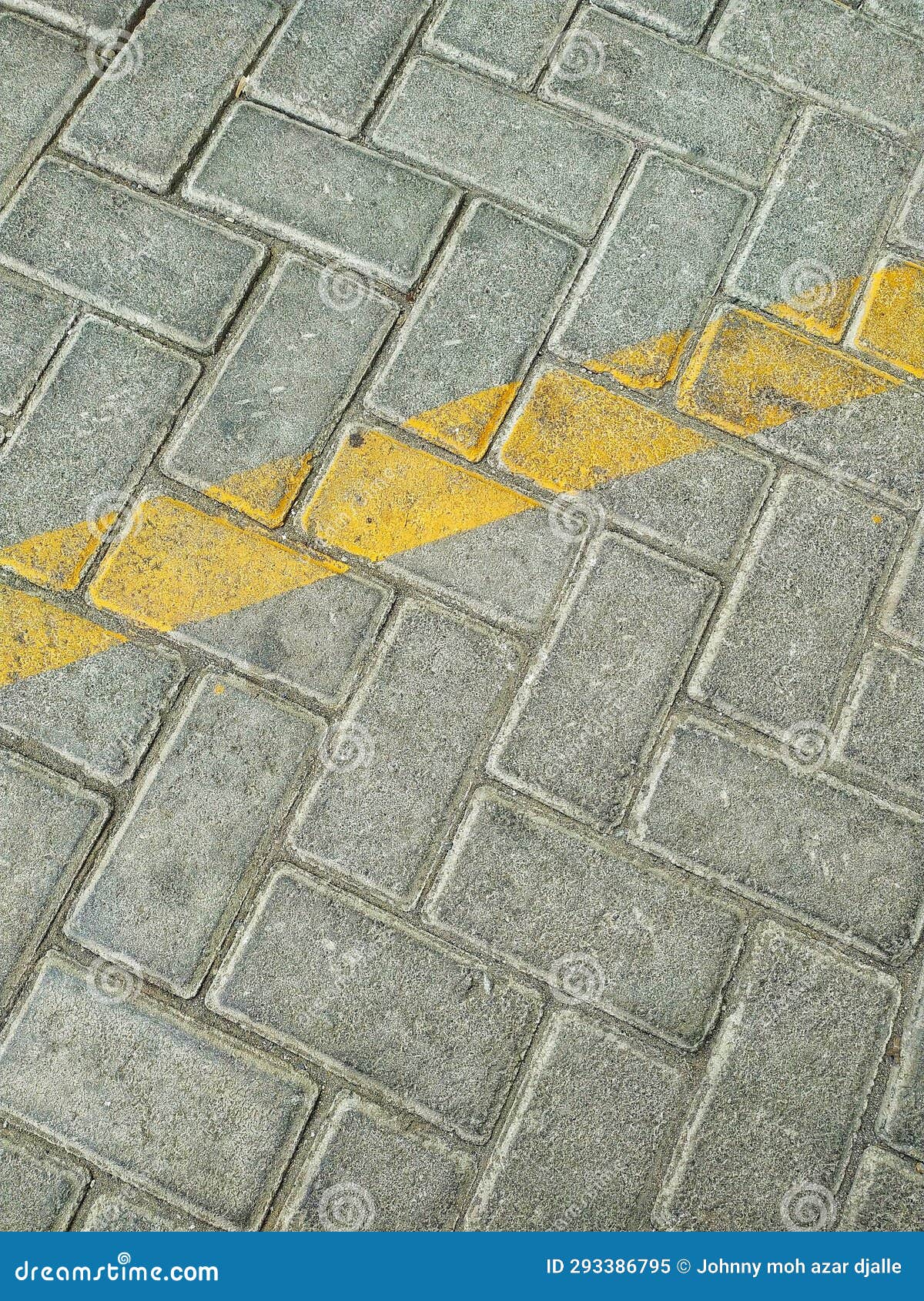 Yellow Parking Symbol For Loading And Unloading. Royalty-Free Stock ...