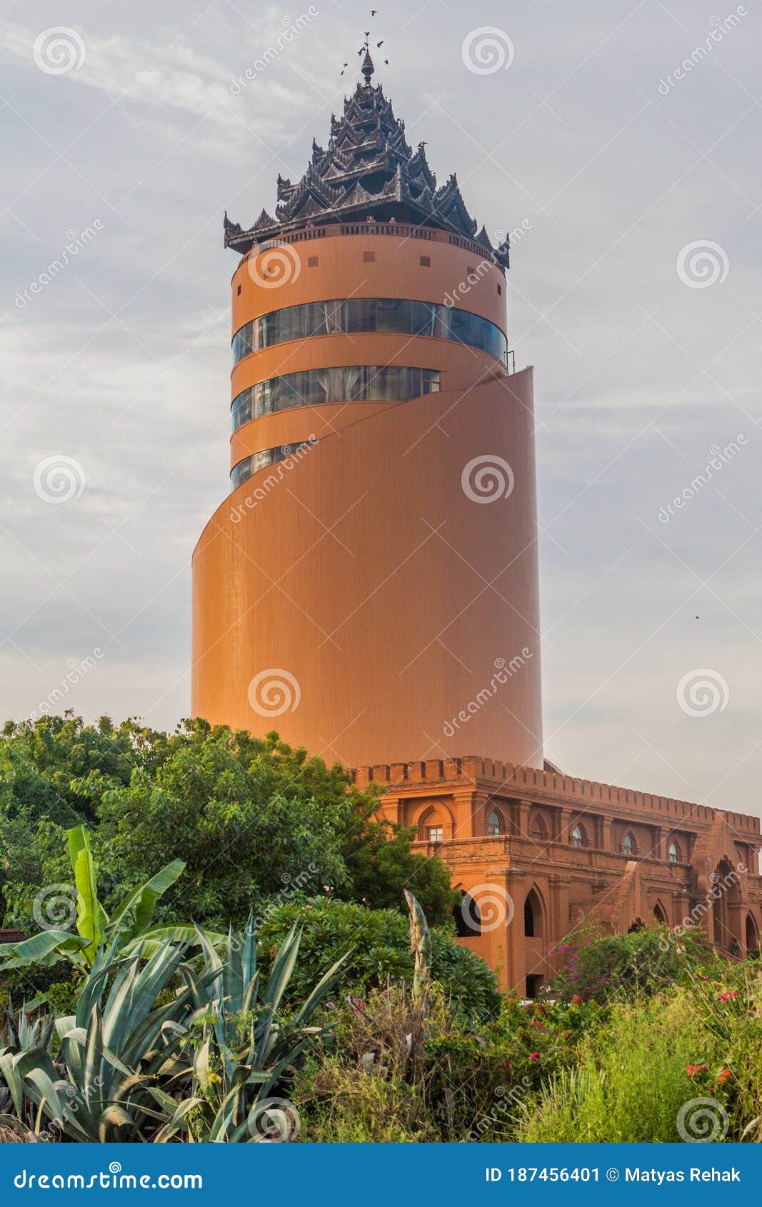 Viewing Tower in Bagan, Myanm Stock Image - Image of vertical, tower ...