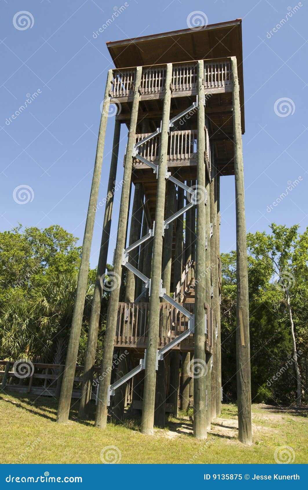 Viewing Tower at Park stock image. Image of park, chain - 9135875