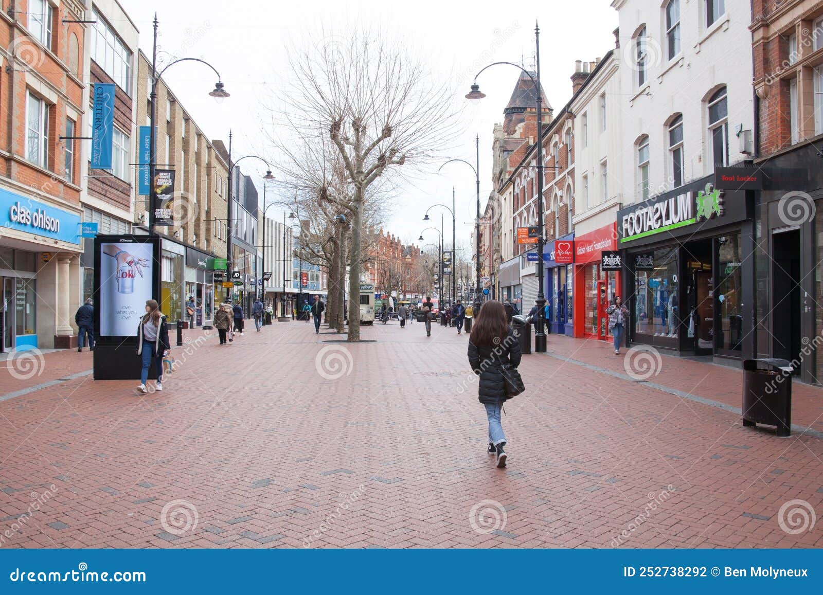 Views of Broad Street in Reading, Berkshire in the UK Editorial ...