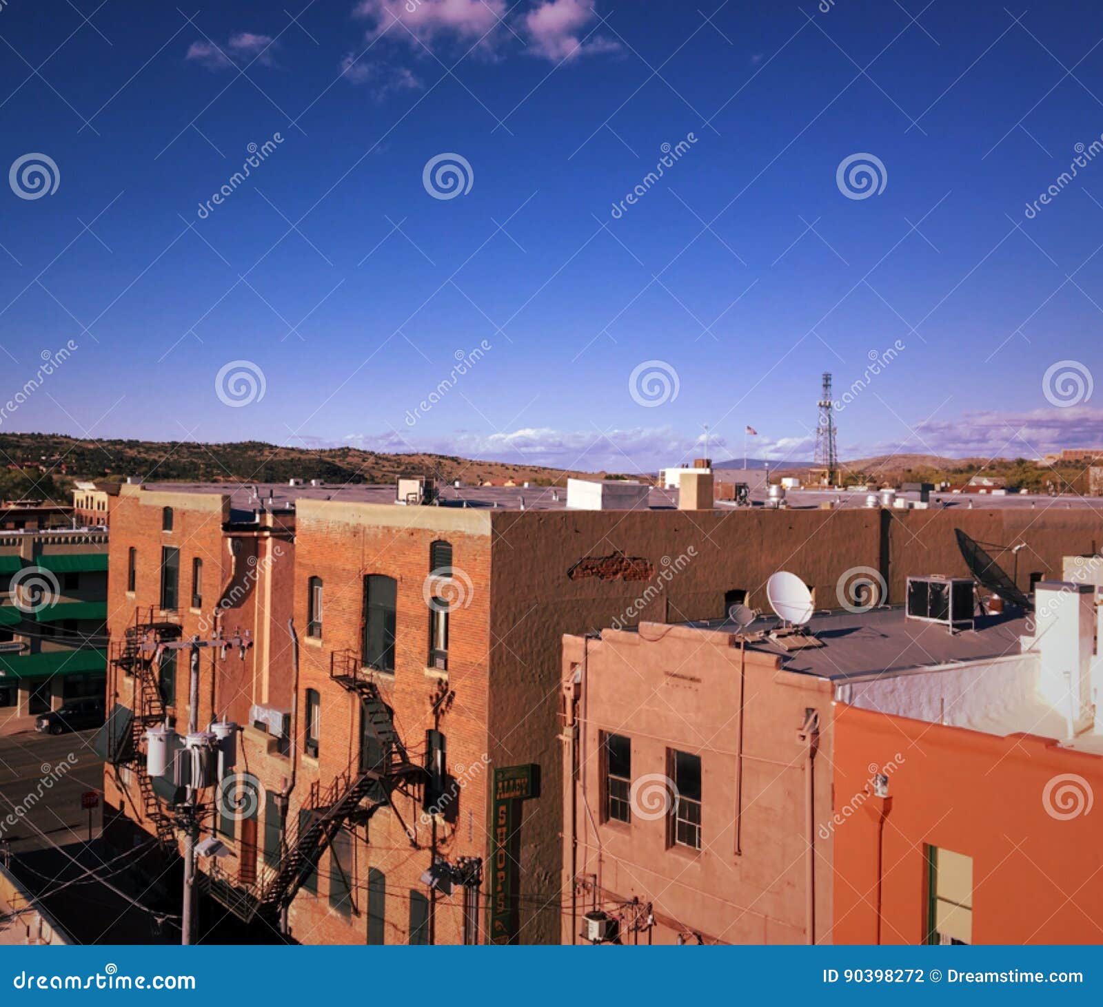 Views of downtown editorial photography. Image of views - 90398272