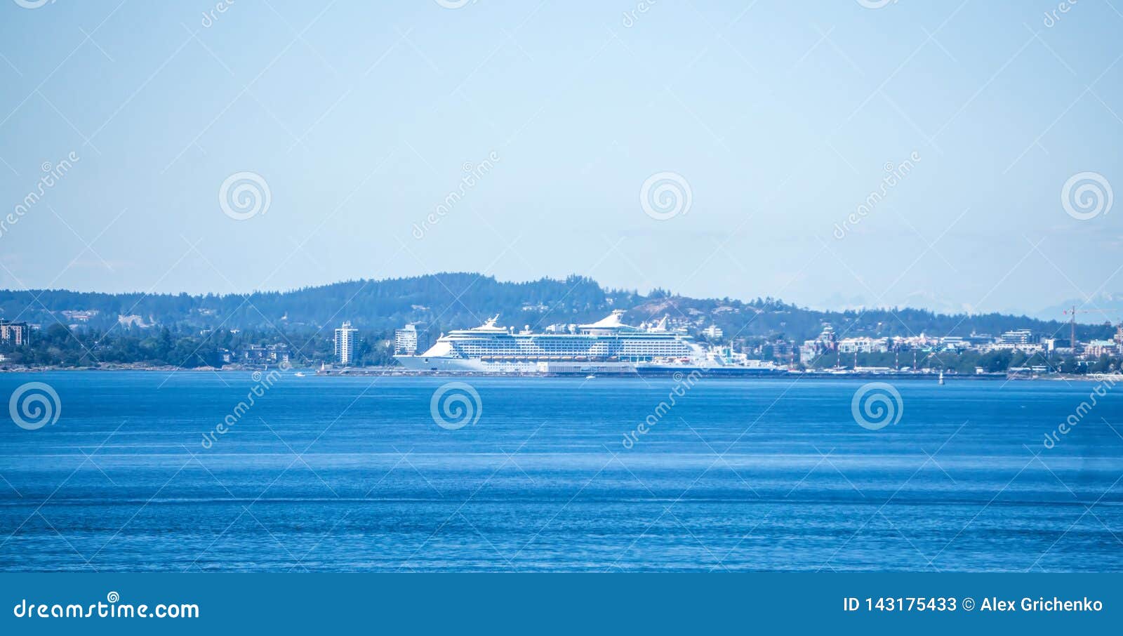 Views from Ogden Point Cruise Ship Terminal in Victoria BC.Canada Stock ...