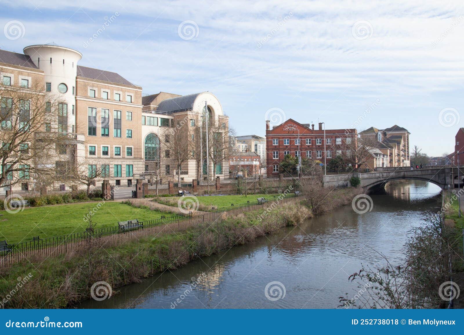 Views of the River Kennet in Reading, Berkshire in the UK Editorial ...
