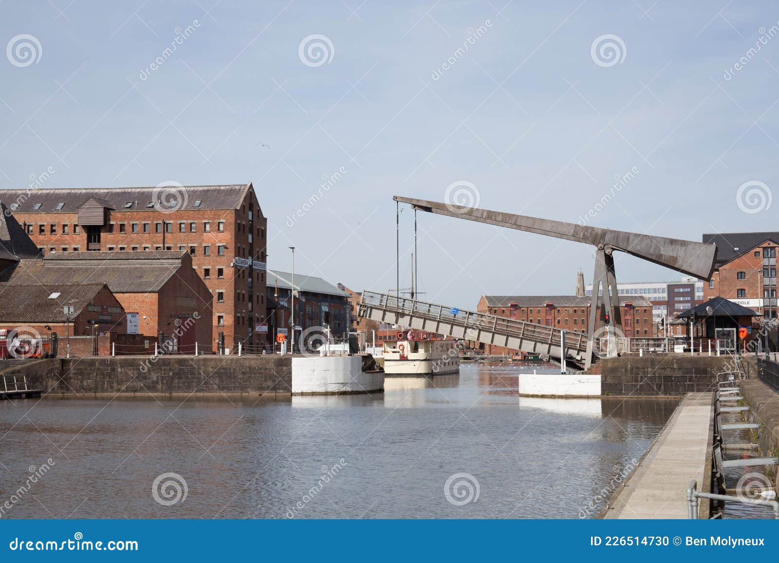 Views of the Severn River at the Gloucester Docks in the UK Editorial ...