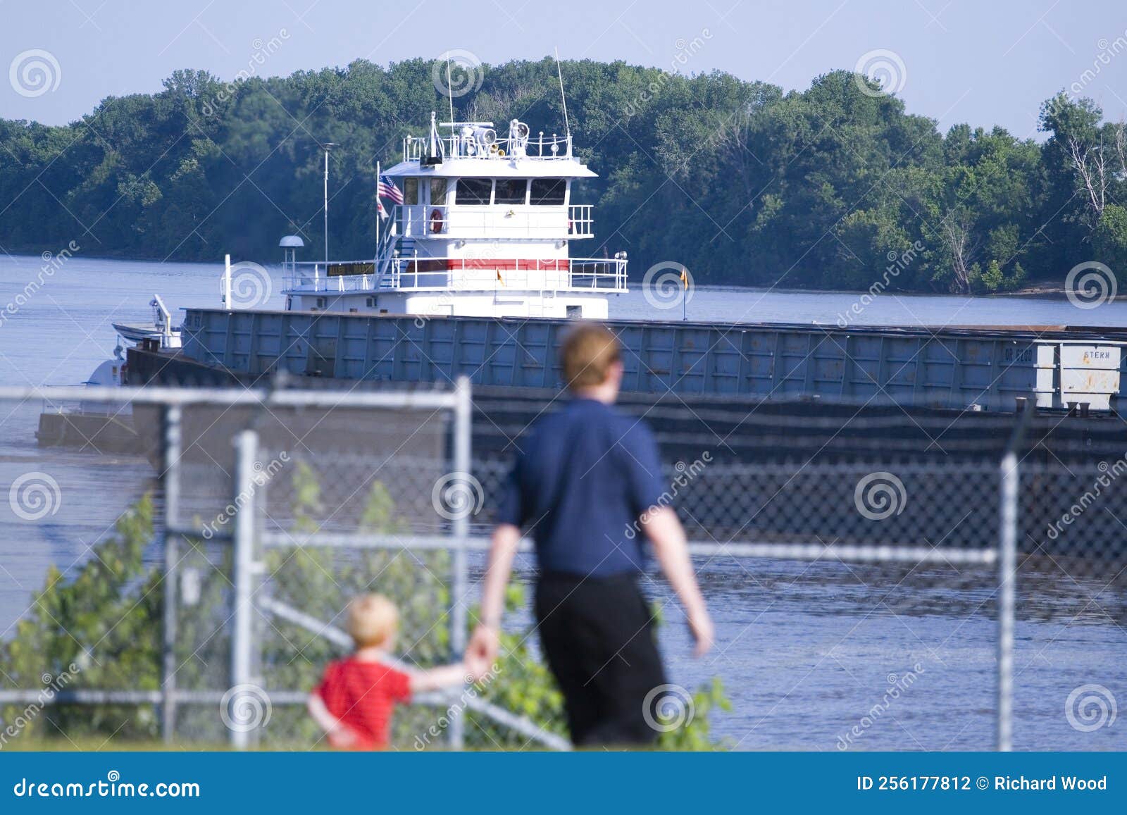 View at Newburgh Lock and Dam on the Ohio River, Newburgh, Indiana ...