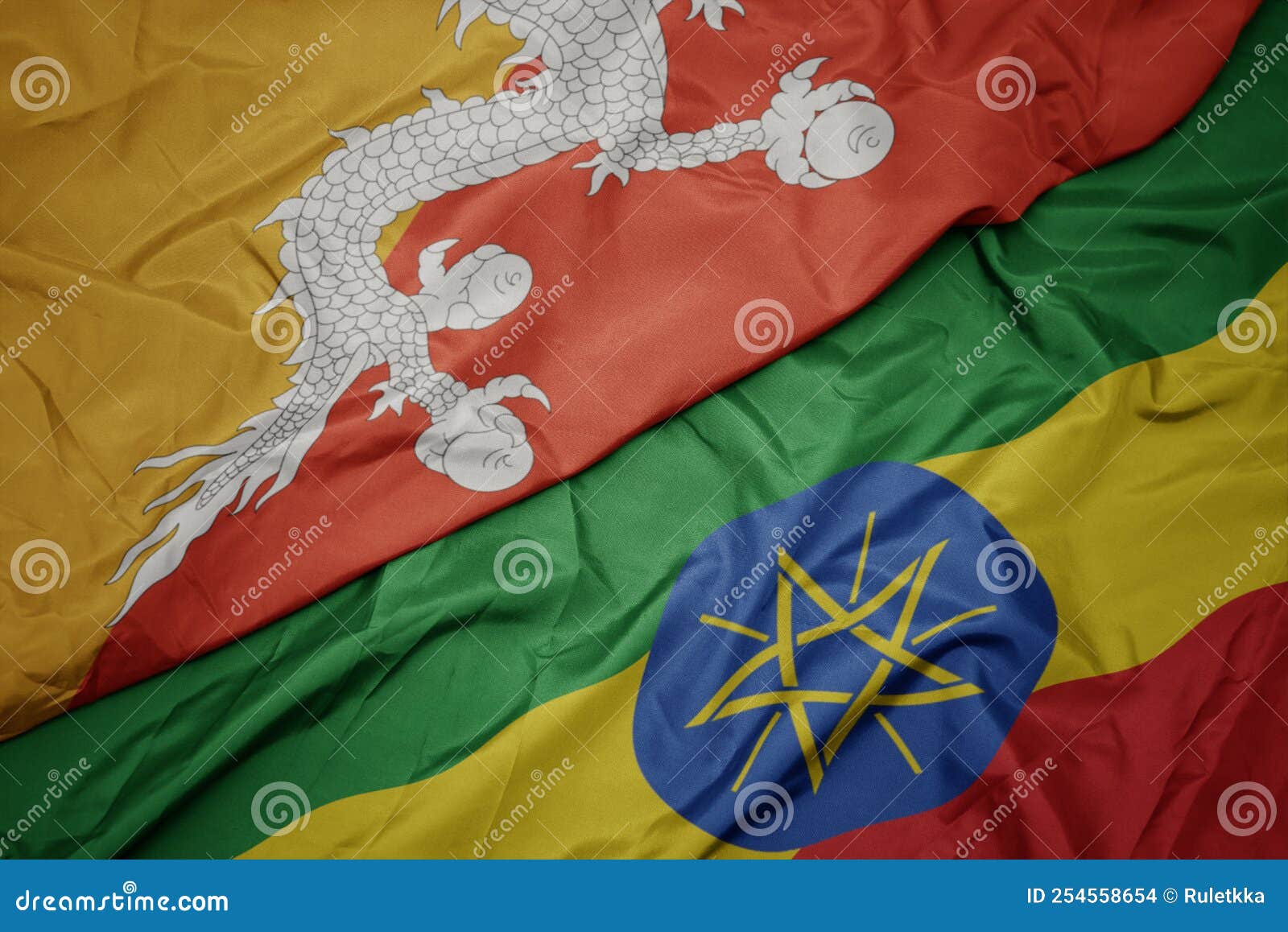 Viftande Etiopisk Och Bhutans Nationella Flagga Arkivfoto - Bild av etiopisk, deltagare: 254558654