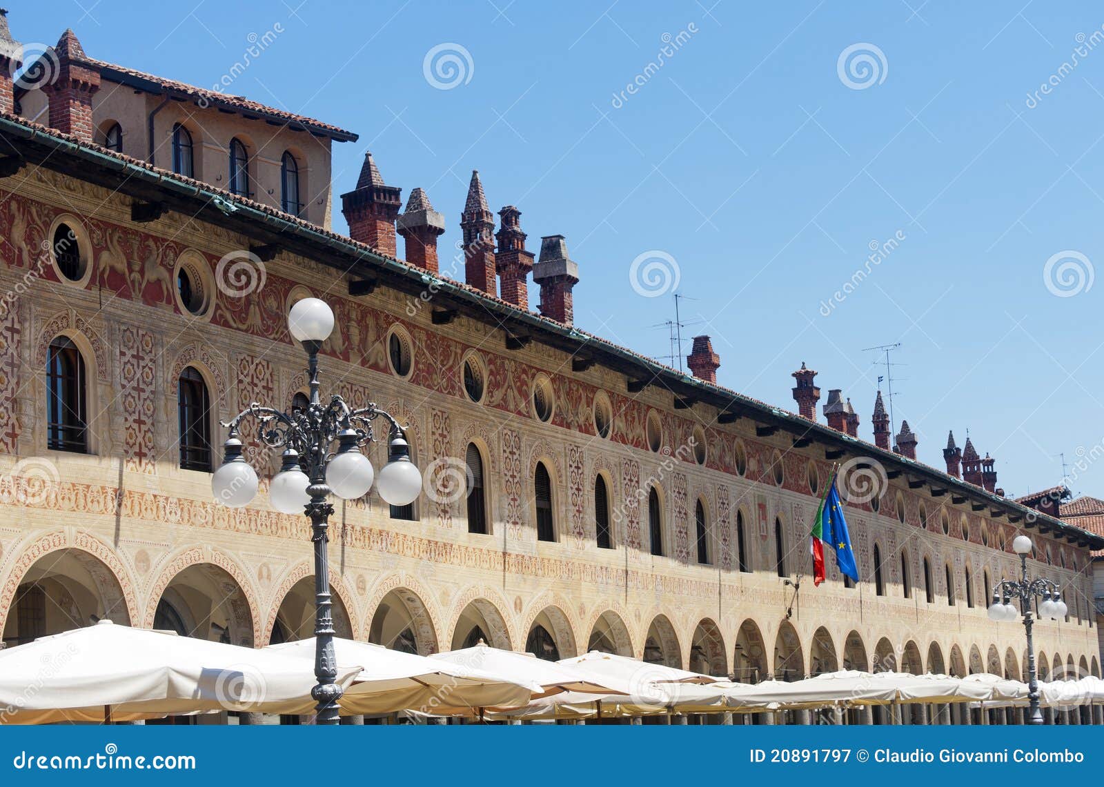 Vigevano, Piazza Ducale stock image. Image of blue, sunny - 20891797