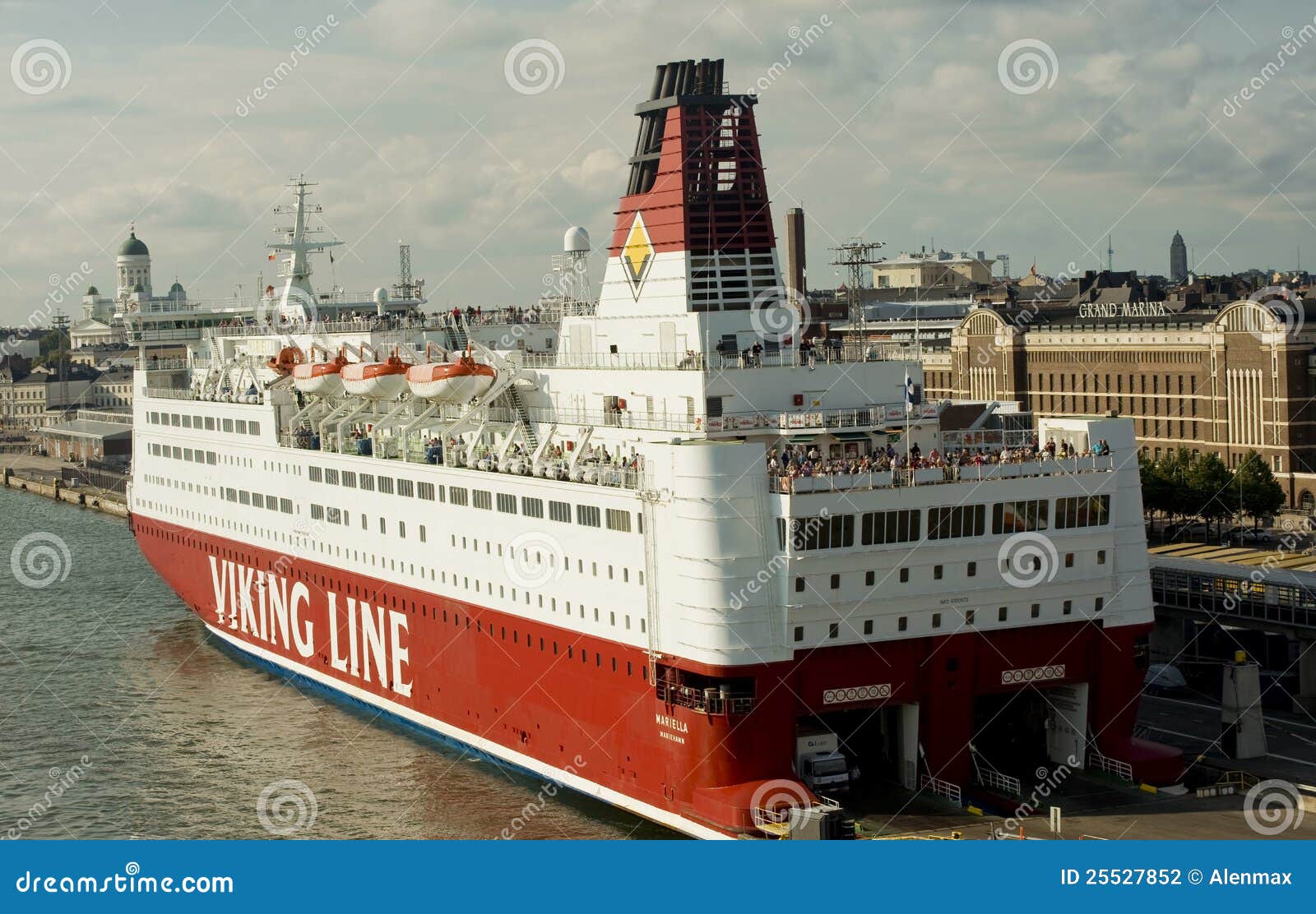 Viking Line ferry editorial photography. Image of passenger - 25527852