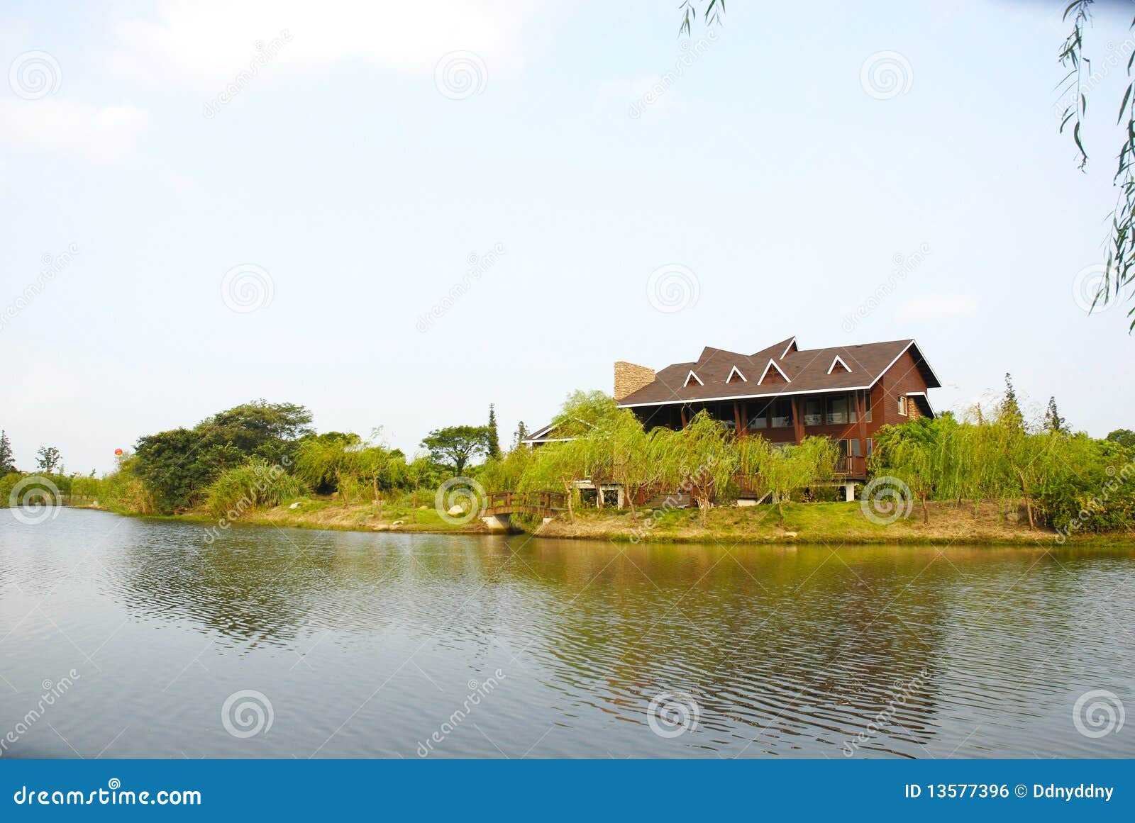 The villa at the lakeside stock photo. Image of beautiful - 13577396