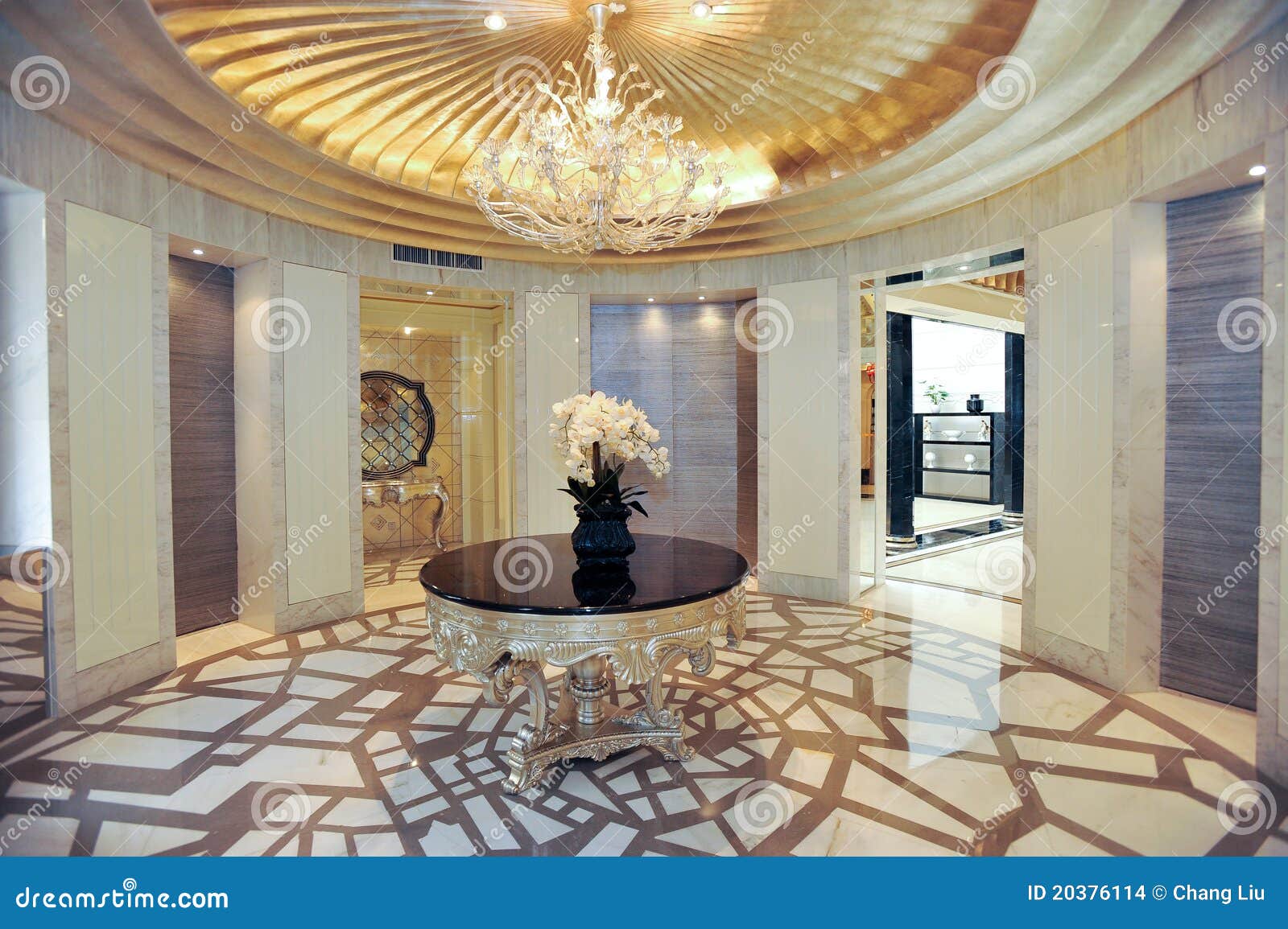 Villa Living Room Round Table Stock Photo - Image of beauty, flooring ...