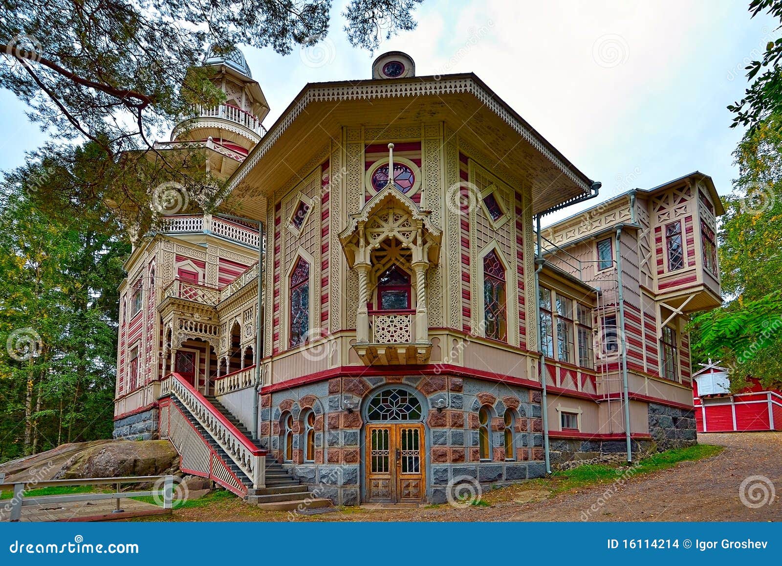 Villa Rauhalinna (Savonlinna, Finland) Stock Photo - Image of exterior ...