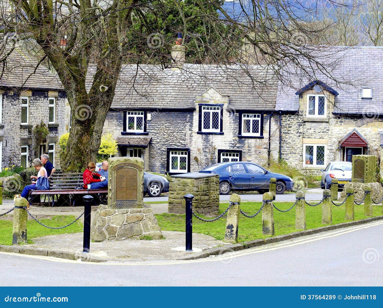 Village Green Castleton, Derbyshire . Editorial Stock Image - Image of ...