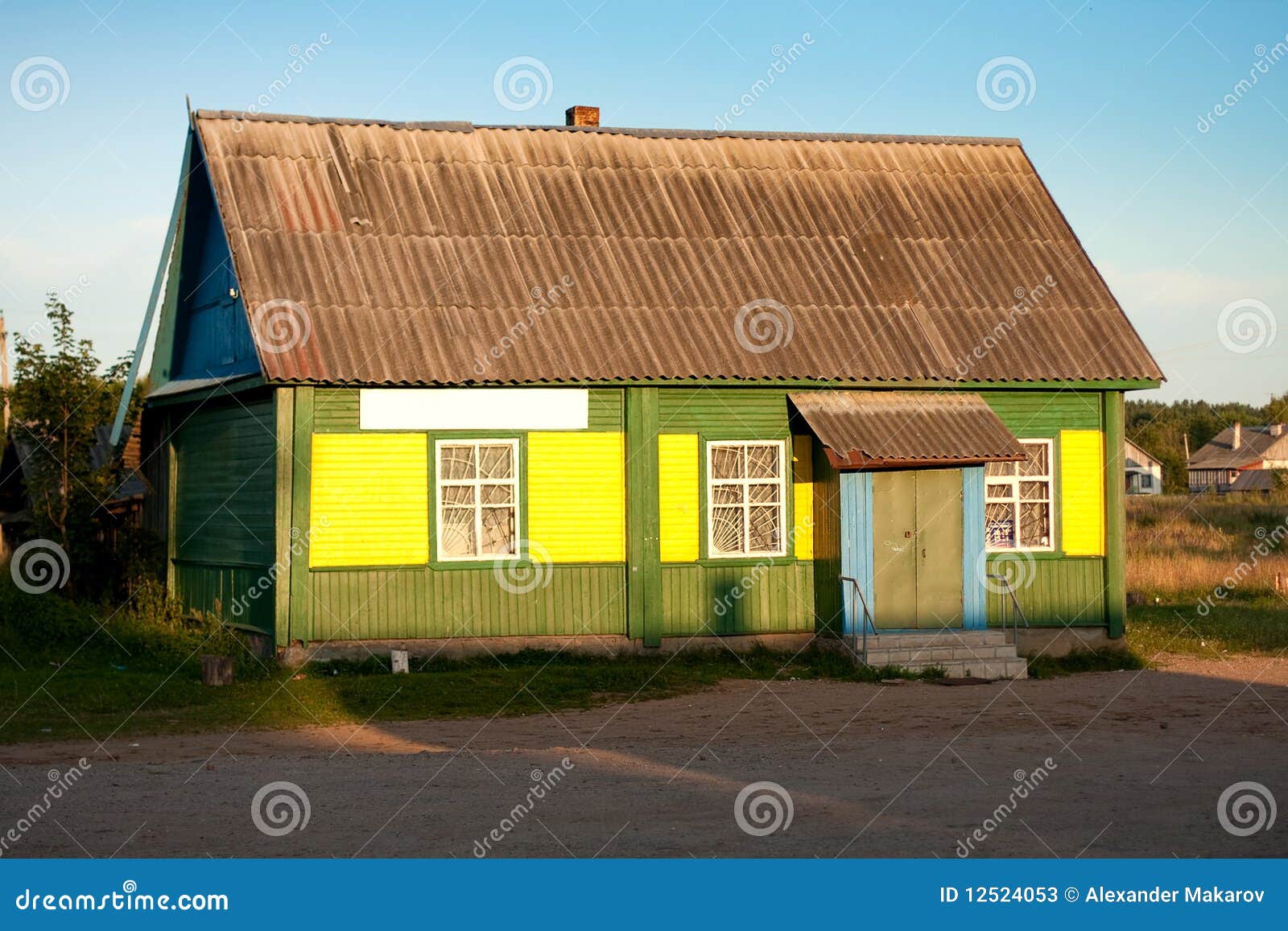 Village shop in Russia. stock image. Image of shop, roof - 12524053