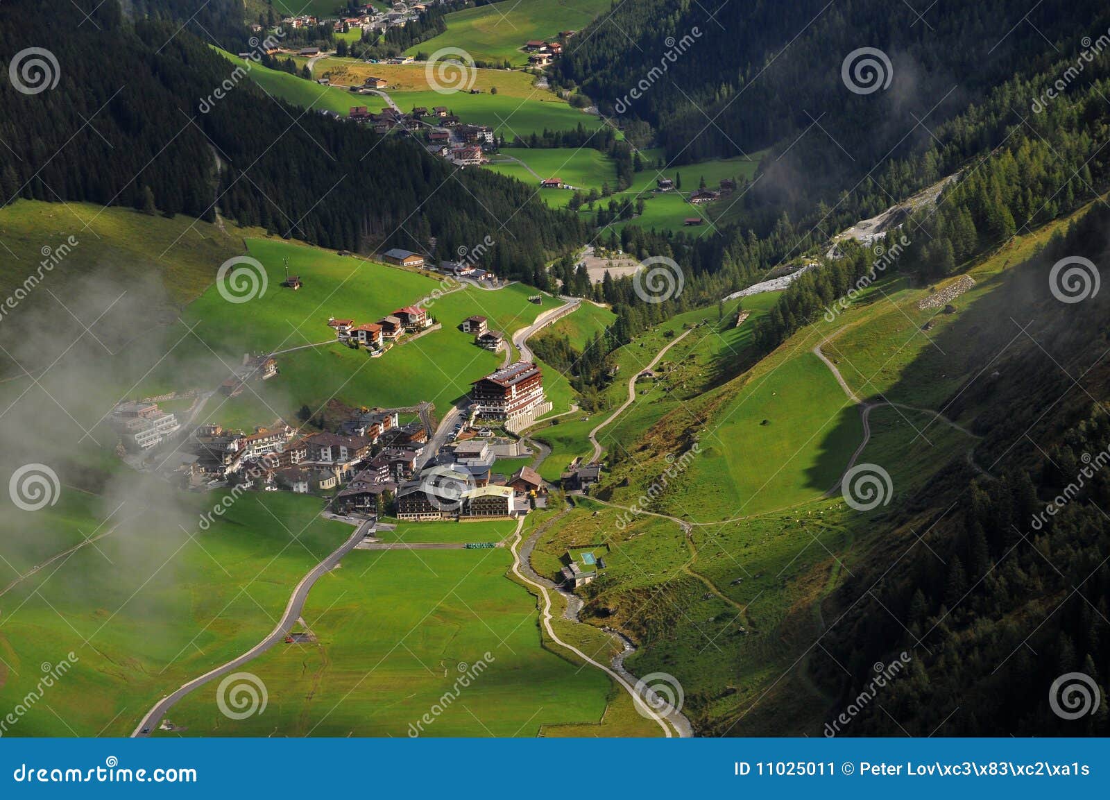 Village in Tyrolean valley stock image. Image of fall - 11025011