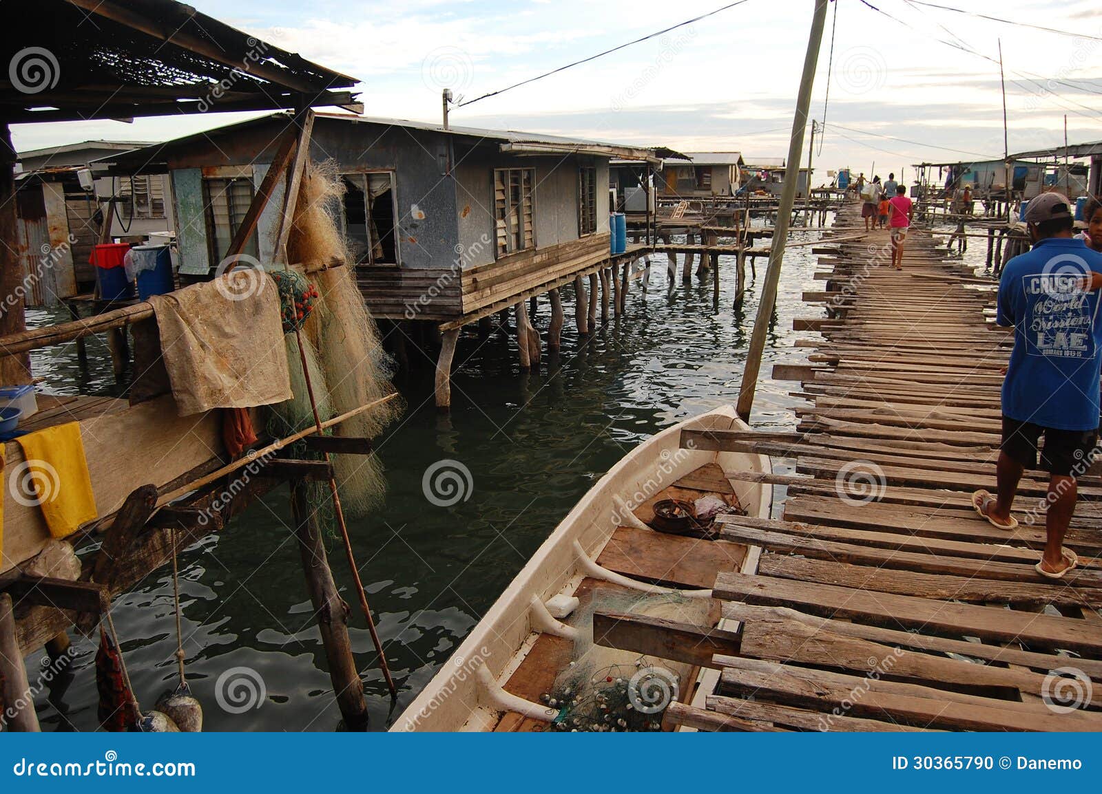 Village on water editorial image. Image of papua, life - 30365790