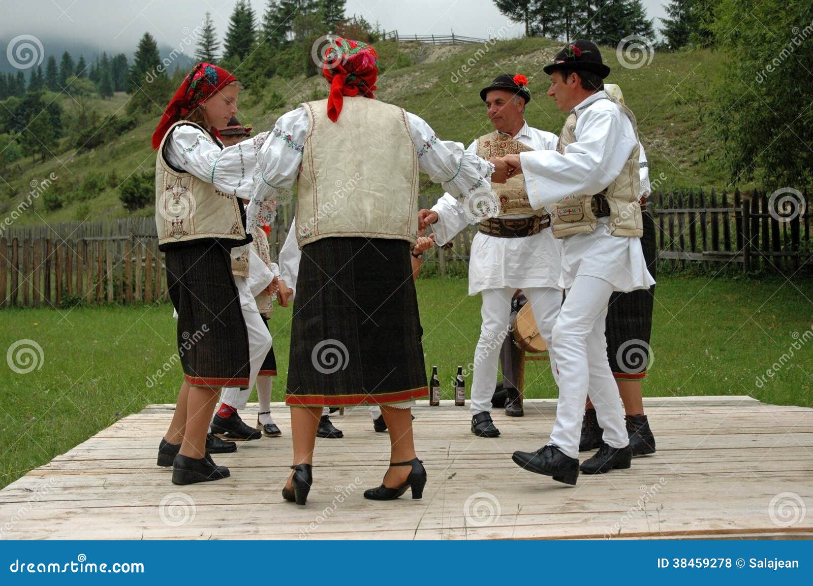 Villagers Dancing in Traditional Clothes Editorial Stock Photo - Image ...
