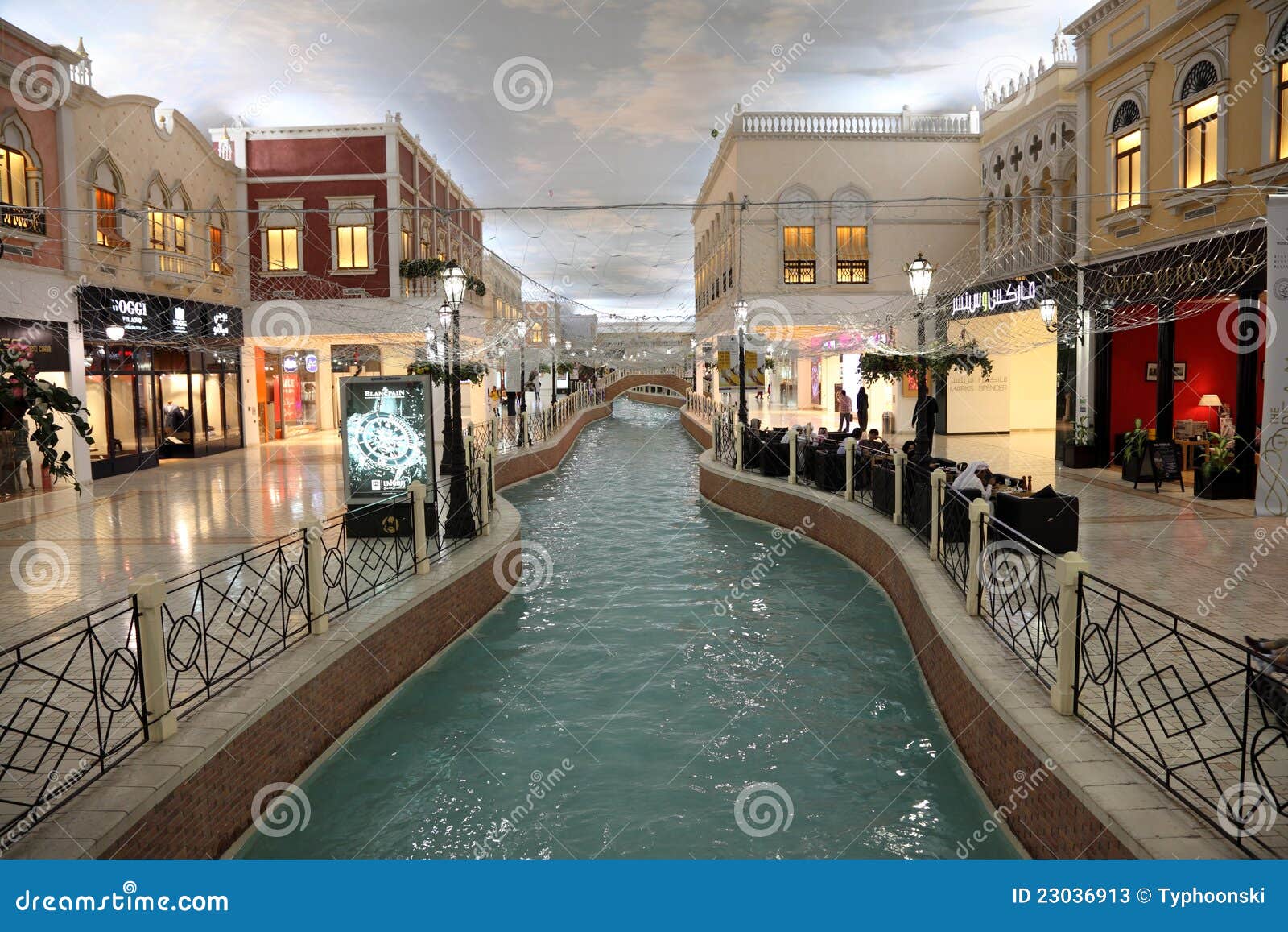 Villaggio Mall Shopping in Doha Editorial Stock Photo - Image of qatar ...