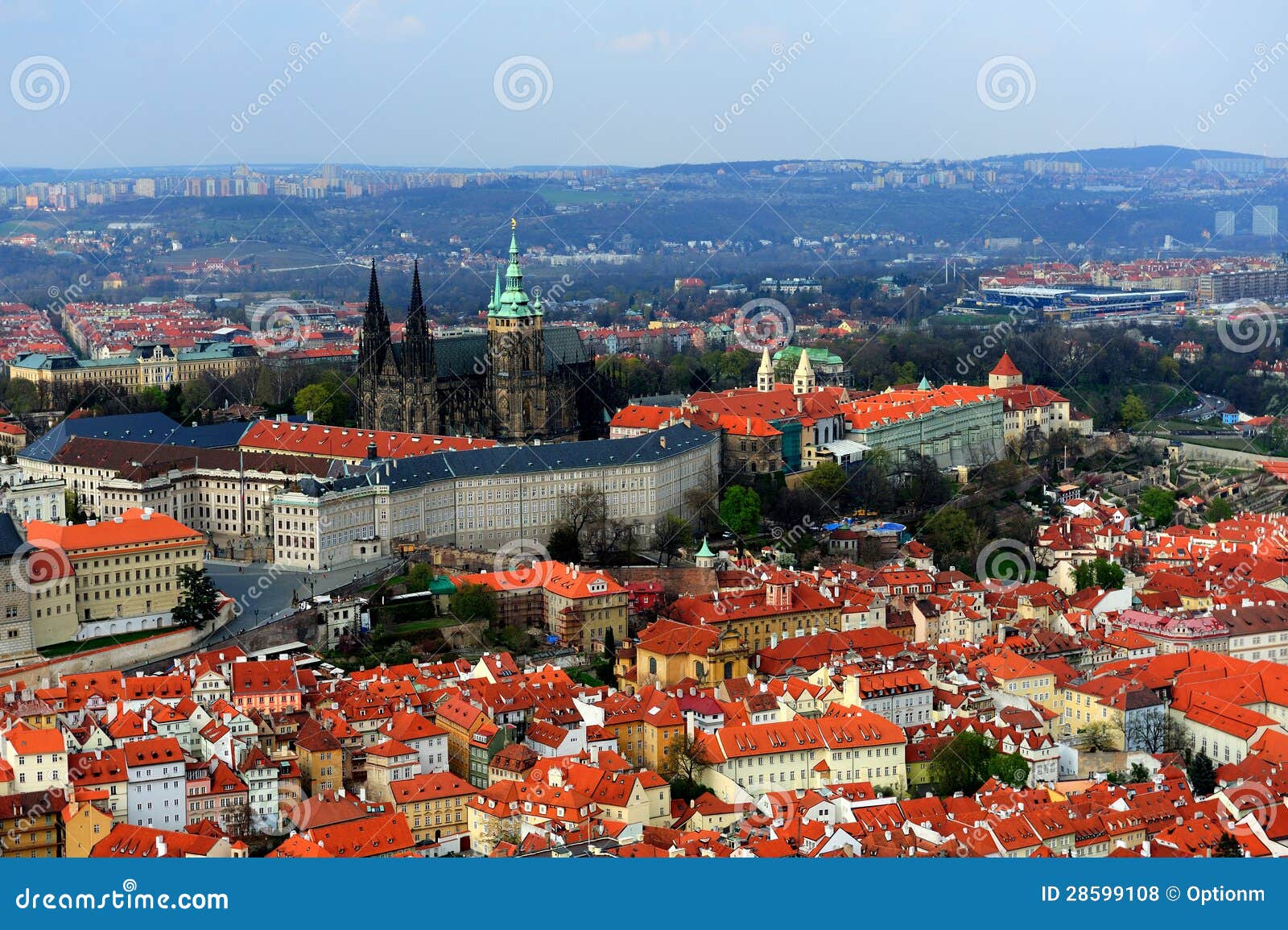 Ville de Prague photo stock. Image du lumière, urbain - 28599108