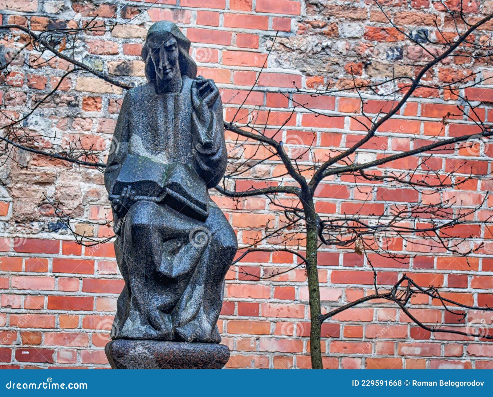 Annalist Statue by Vaclovas Krutinis. Editorial Stock Photo - Image of ...