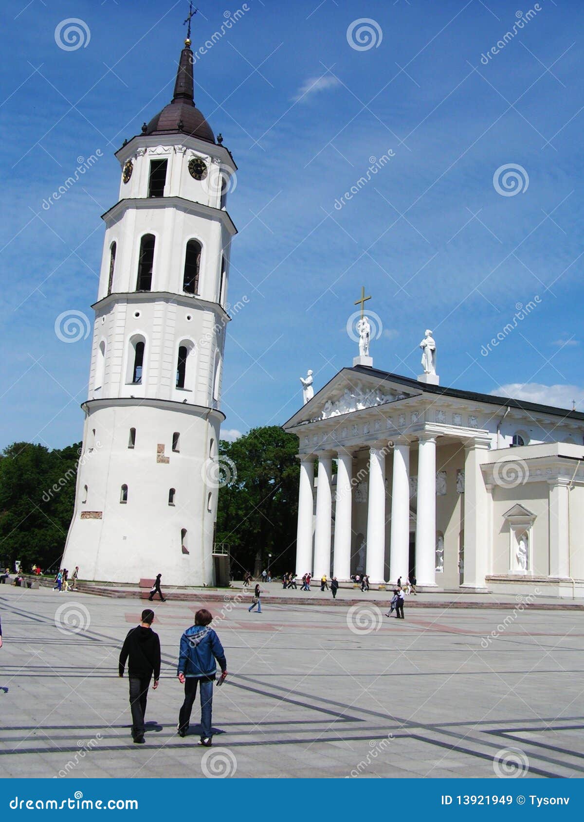 Vilnius, Lithuania Old Town Editorial Stock Image - Image of baltic ...
