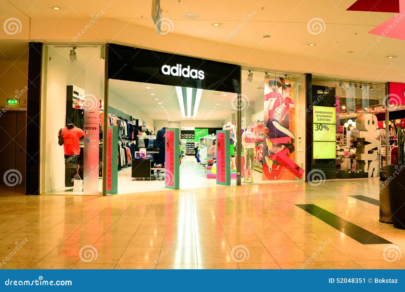 Vilnius Ozas Schopping House Centre Internal View Editorial Image ...