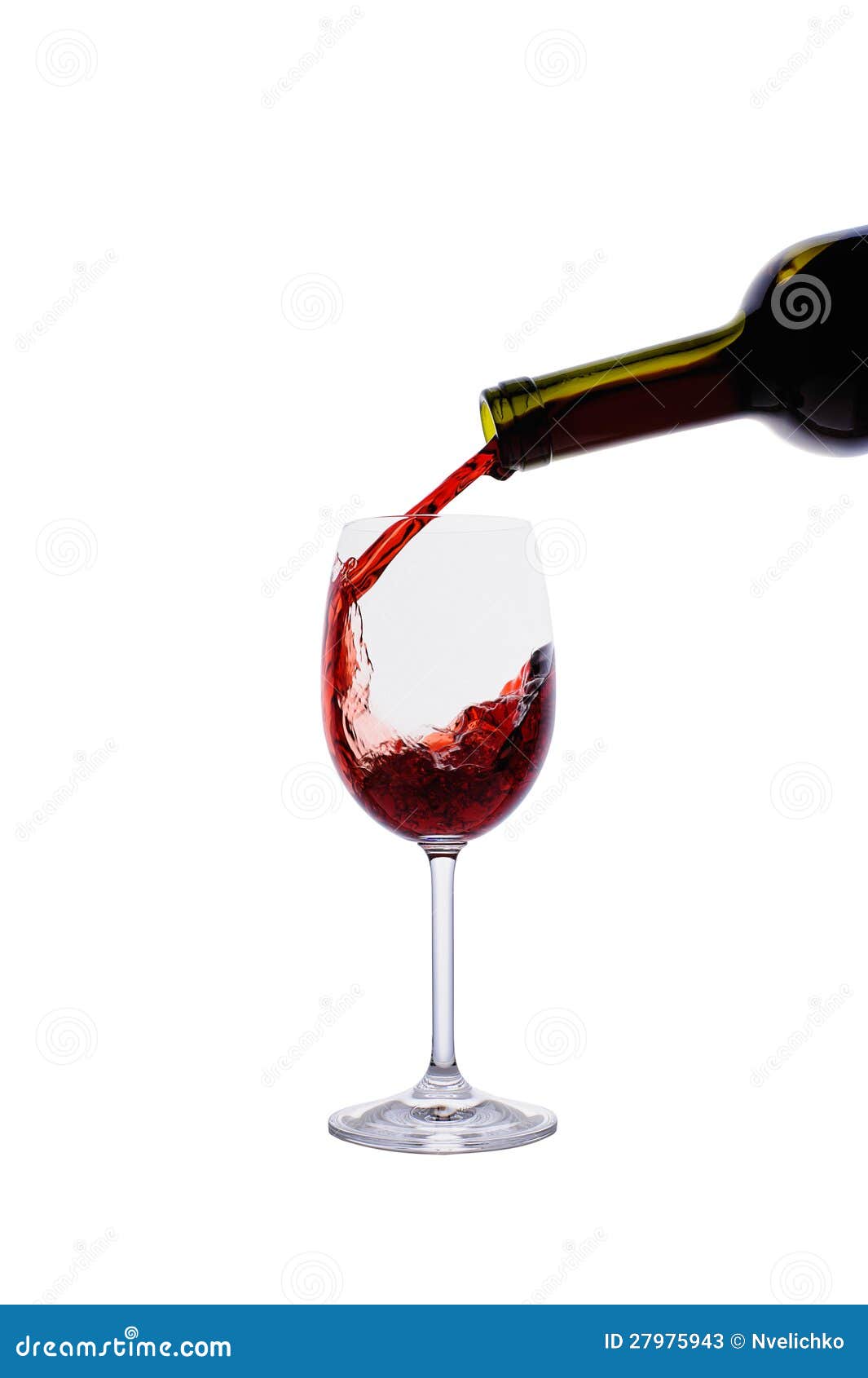 Vino Rojo Que Vierte En La Copa De Vino Imagen de archivo - Imagen de ...