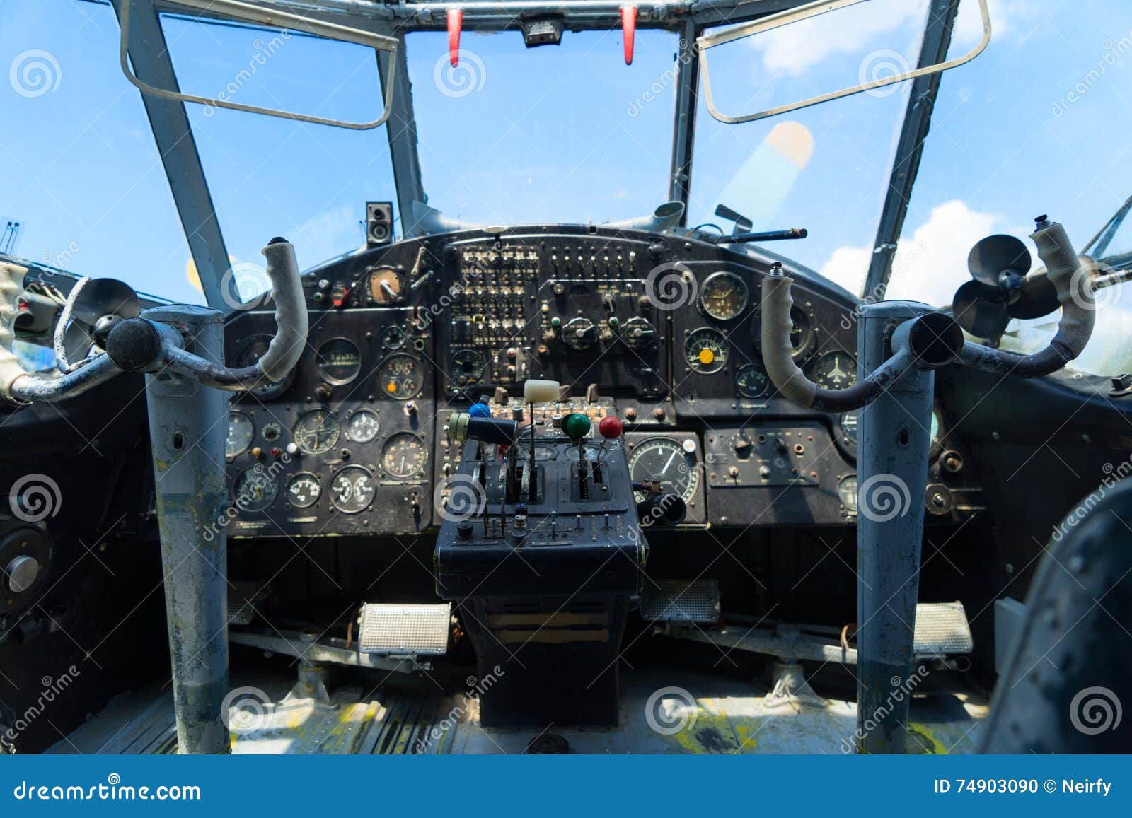 Airplane Dashboard, Fuel Indicator. Stock Photography | CartoonDealer ...