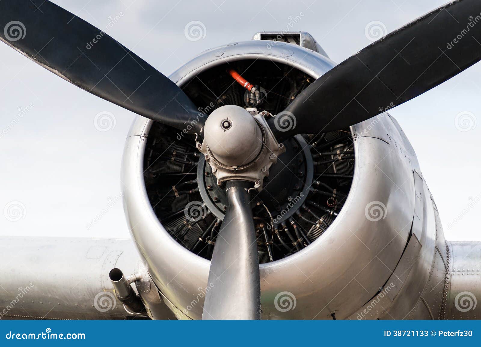 Vintage Airplane DC 3 Engine Stock Image - Image of flying, douglas ...