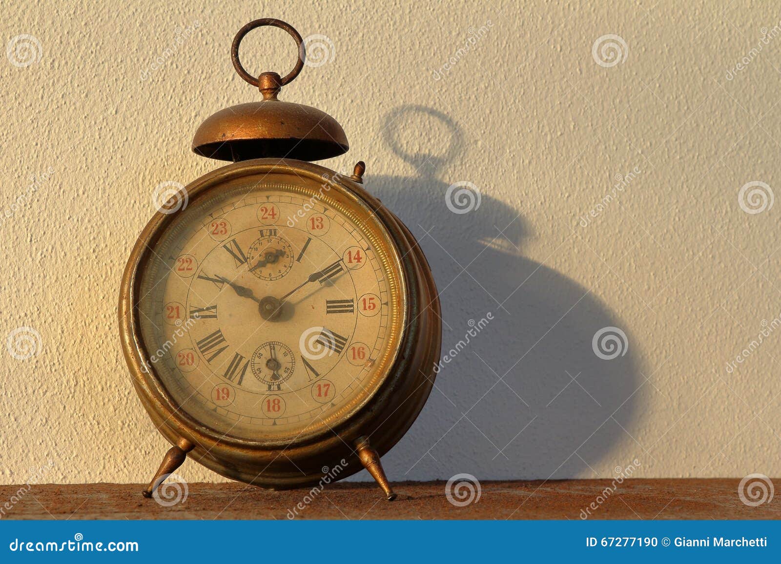 Vintage alarm clock stock photo. Image of minute, aging - 67277190