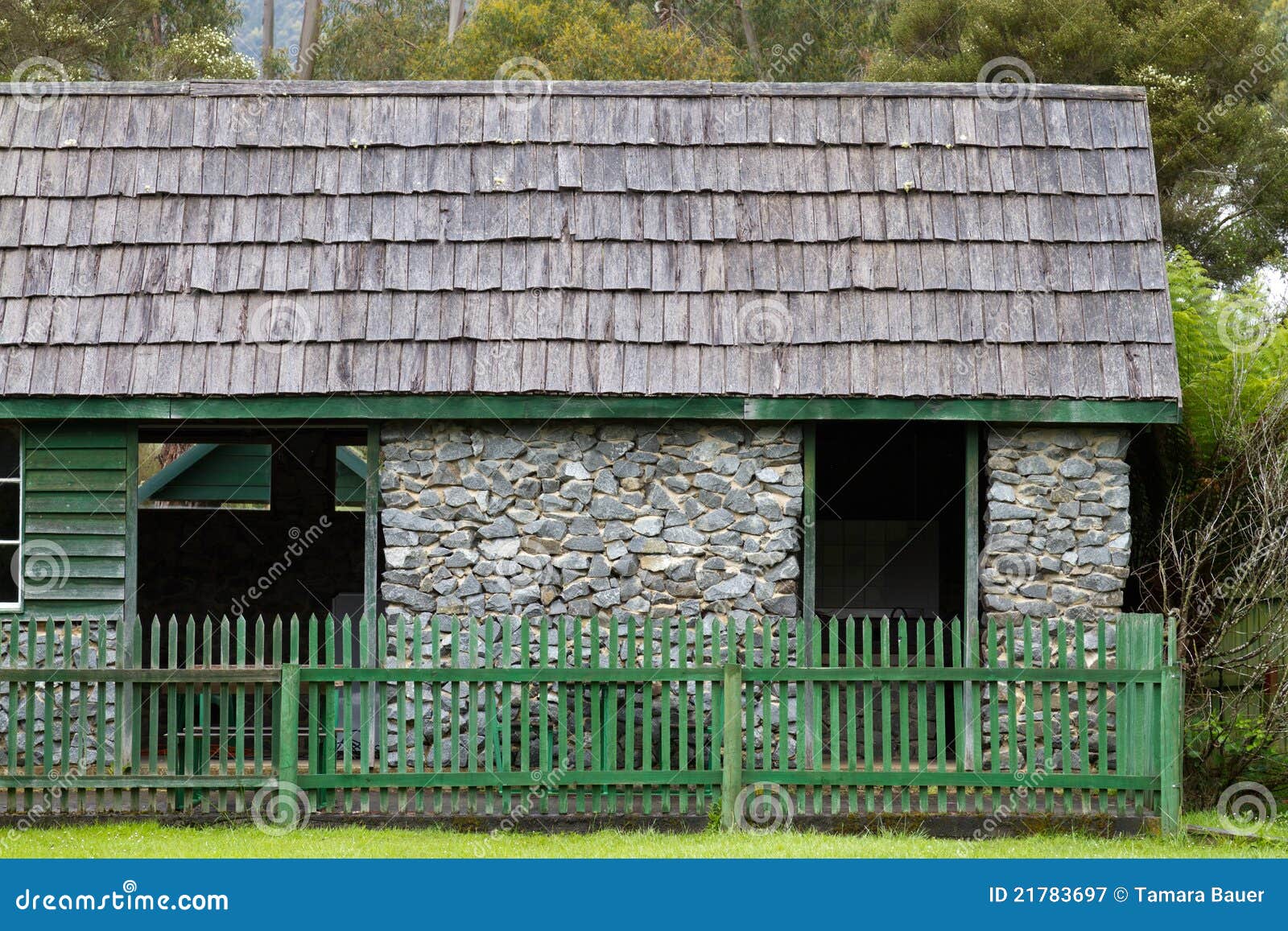 Vintage Australian barn stock image. Image of architecture - 21783697