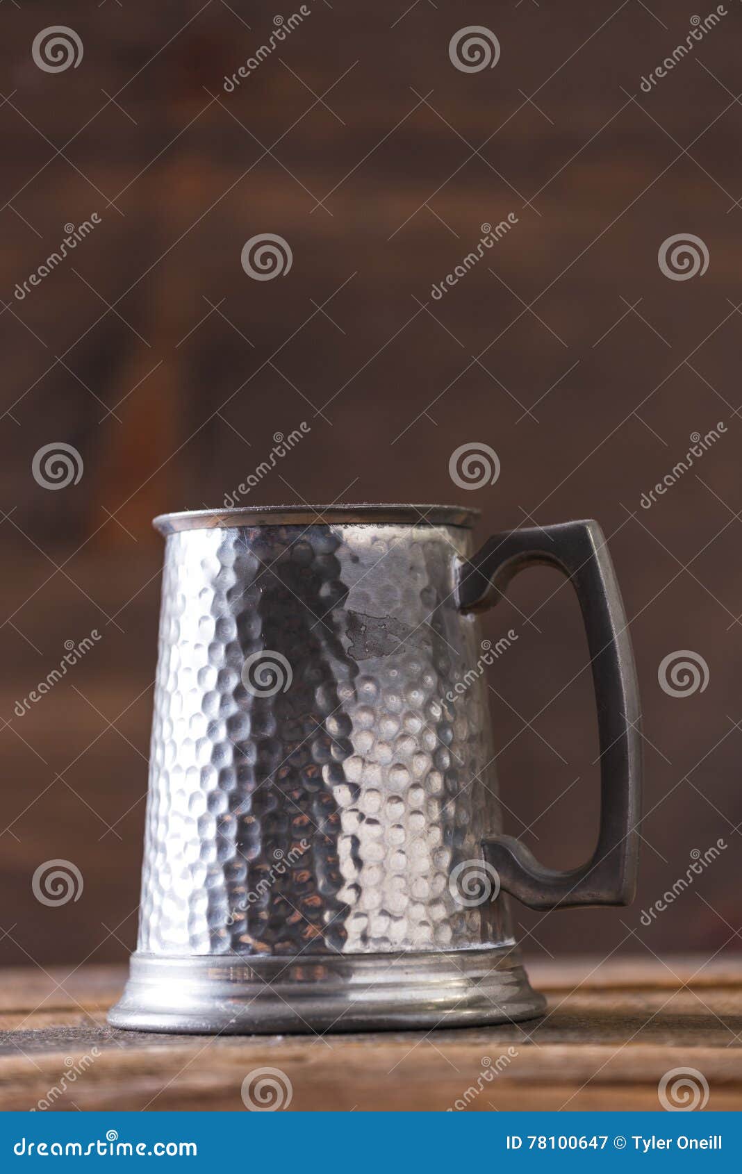 Vintage Beer Solid Iron Mug Stock Image - Image of beer, gold: 78100647