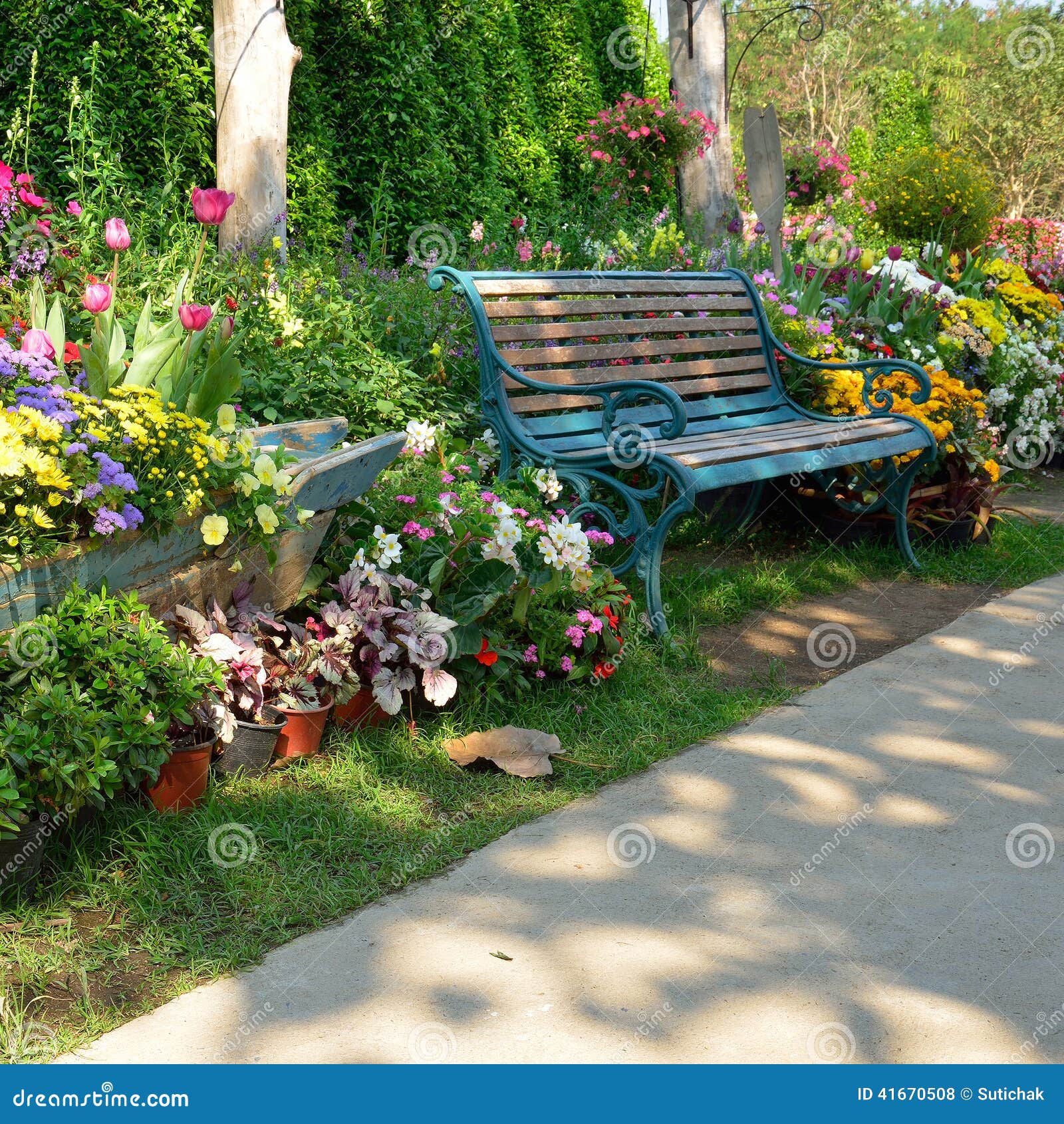 Picture Garden Bench Flowers at Peggy Hodges blog