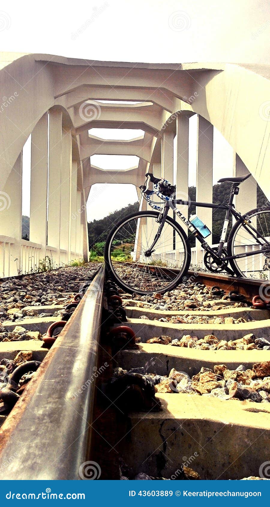 Vintage Bike Editorial Photo | CartoonDealer.com #43603287