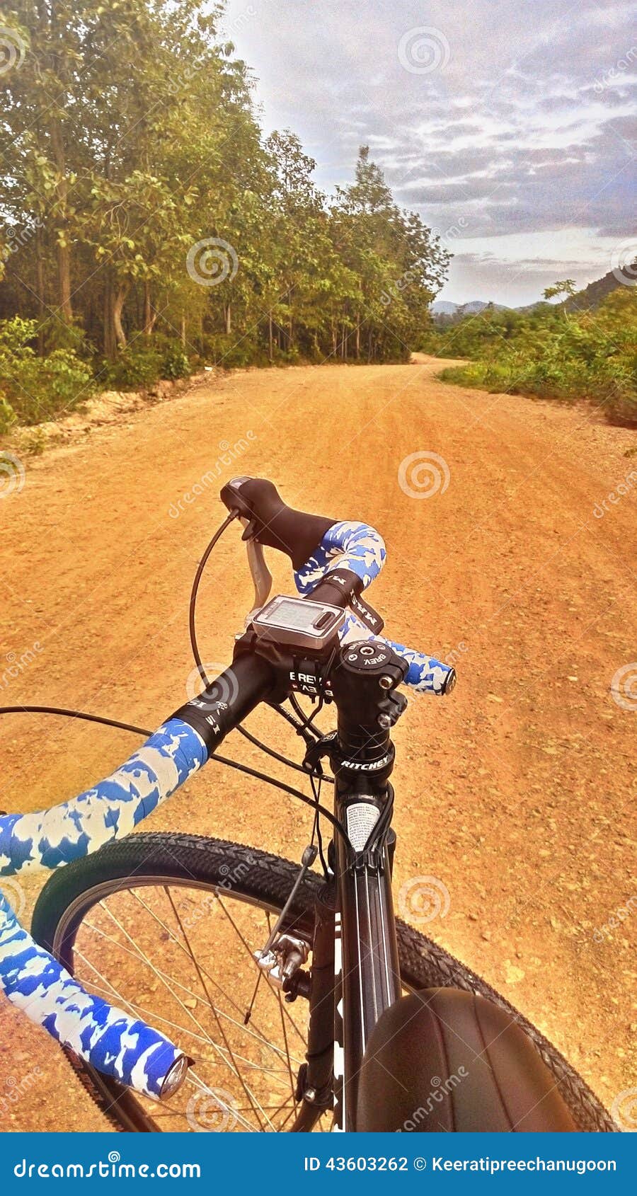Vintage bike editorial photography. Image of bike, rural - 43603262