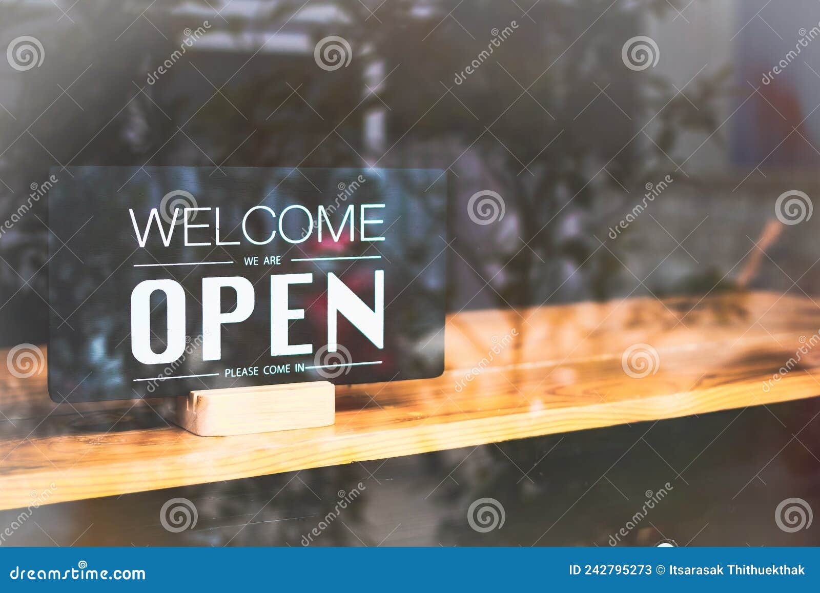 Black Please Do Not Remove Chairs From The Conference Room Sign Stock ...