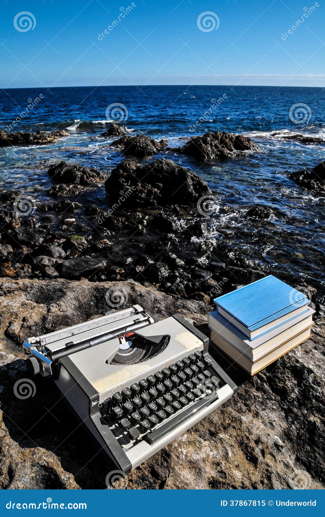 Vintage Black and White Travel Typewriter Stock Image - Image of metal ...