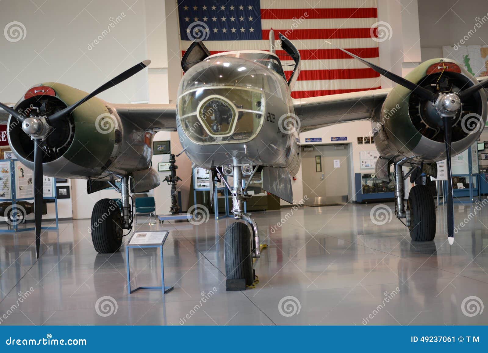 Vintage Bomber Aircraft with Round Engines Editorial Photo - Image of ...
