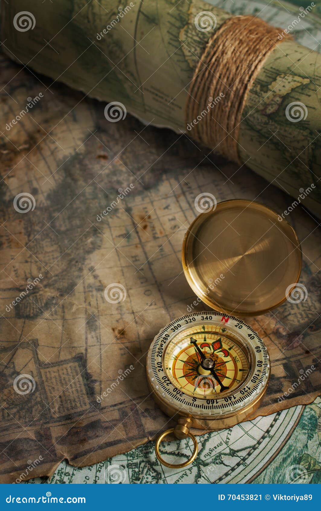 Vintage Bronze Compass Old Maps Stock Photos - Free & Royalty-Free ...