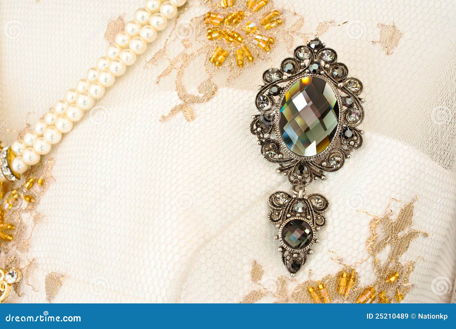 Vintage brooch stock image. Image of luxury, silver, precious - 25210489