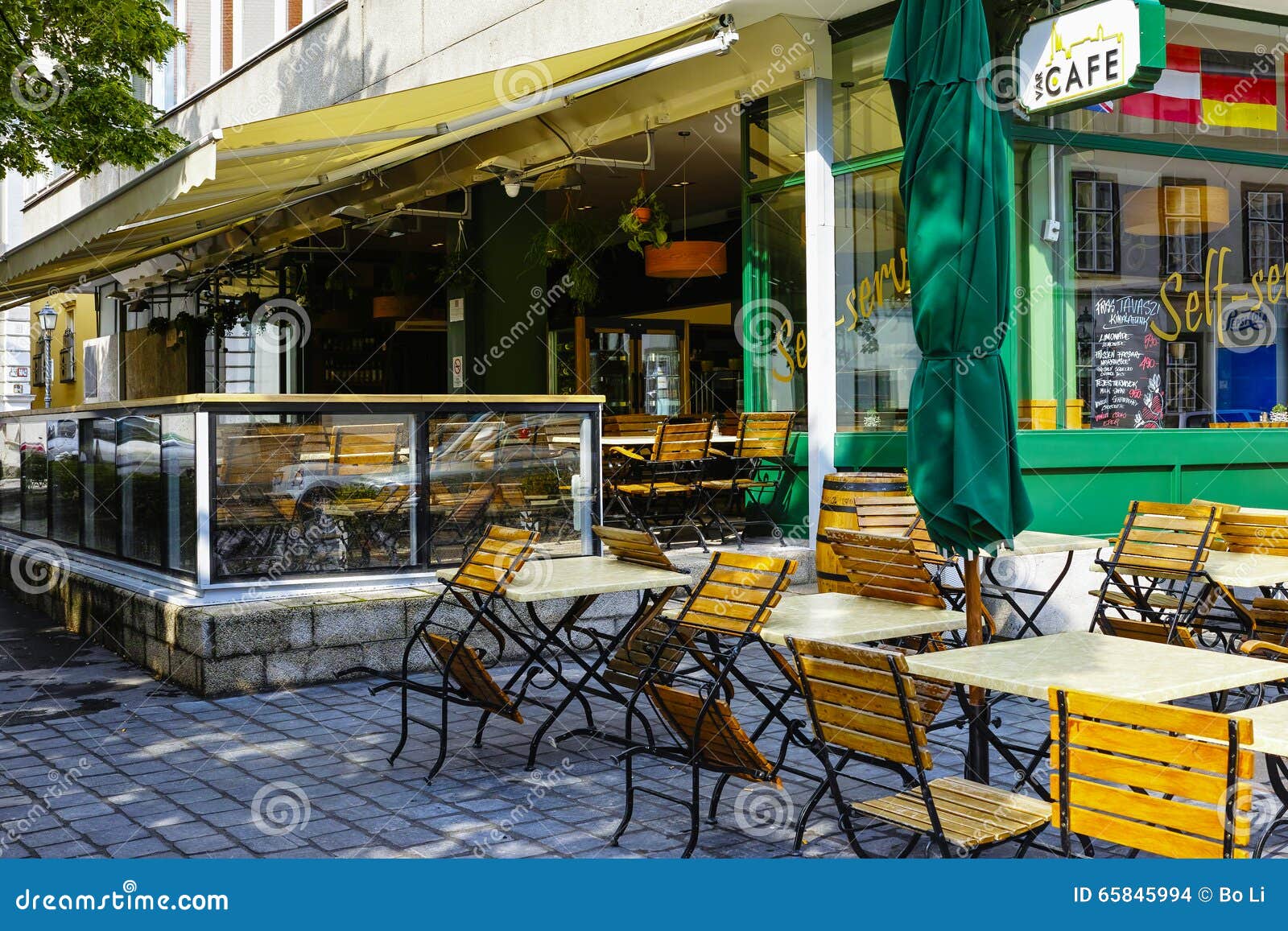 Vintage Cafe on the Old City Editorial Stock Image - Image of sidewalk ...