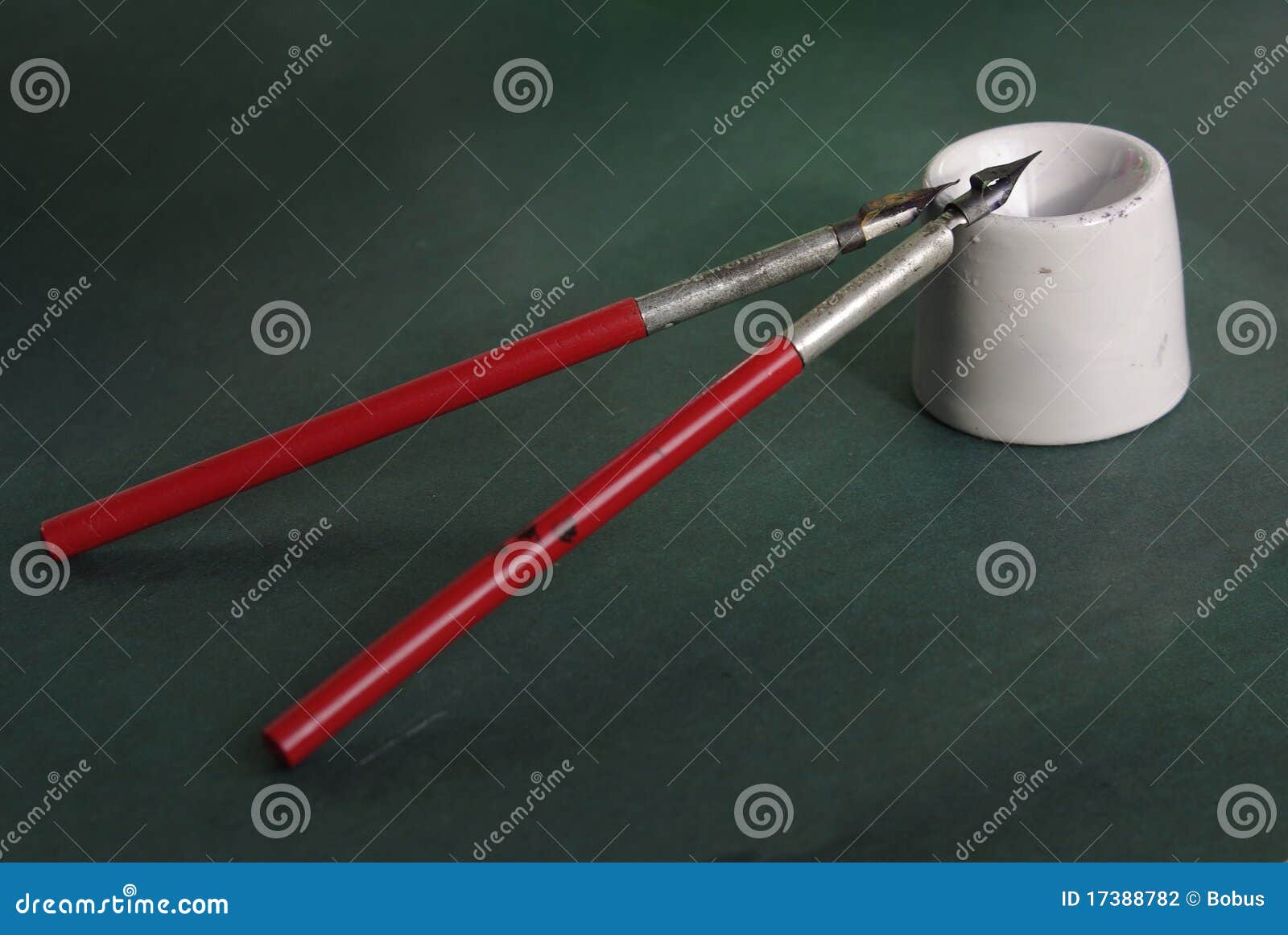 Vintage Calligraphy Pens and Ink Pot Stock Photo - Image of formal ...