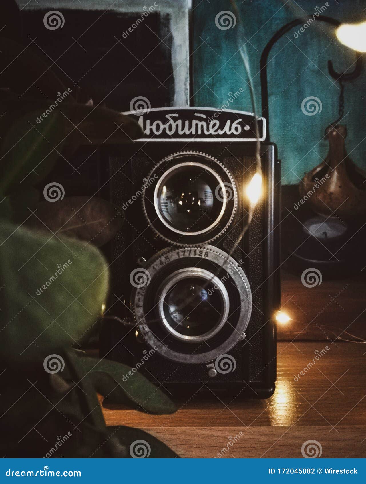 Vintage camera editorial photography. Image of light - 172045082