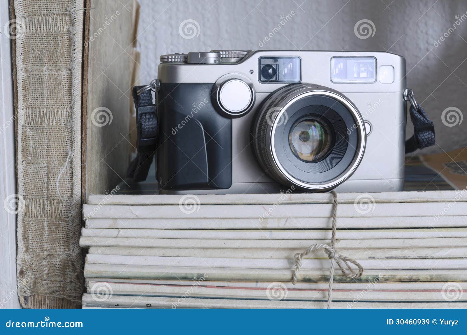 Vintage camera stock image. Image of lens, paper, objective - 30460939