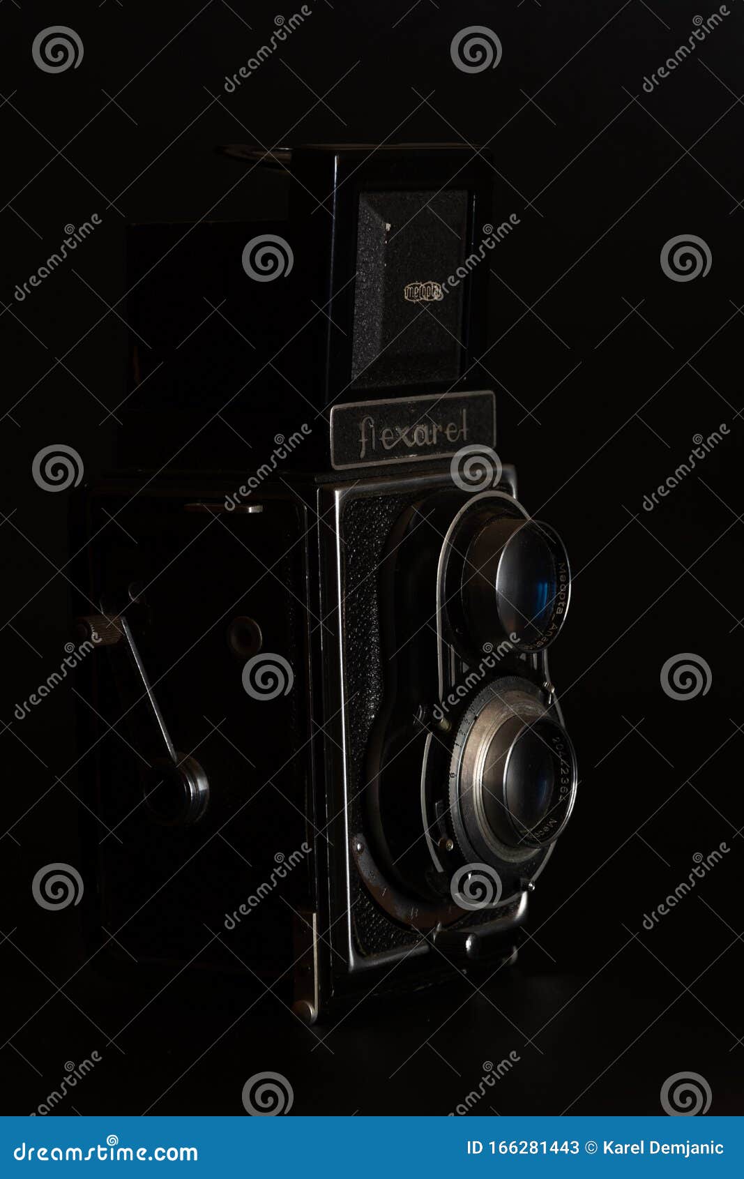 Vintage Camera Flexaret in Front View Editorial Stock Photo - Image of ...