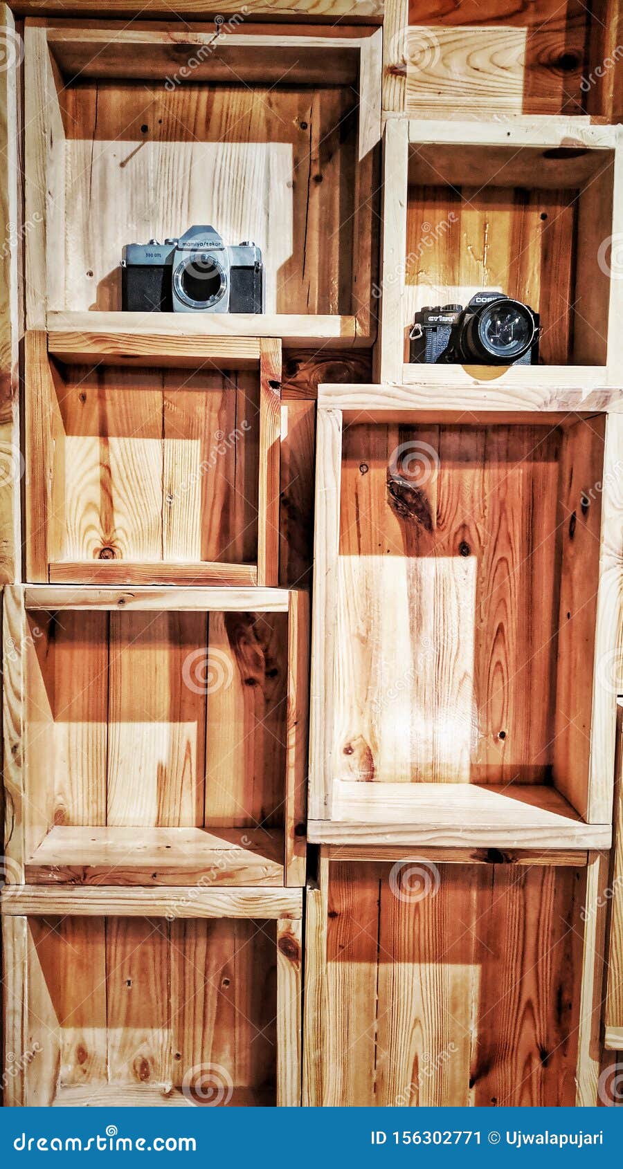 Vintage camera on shelf editorial photo. Image of interior - 156302771