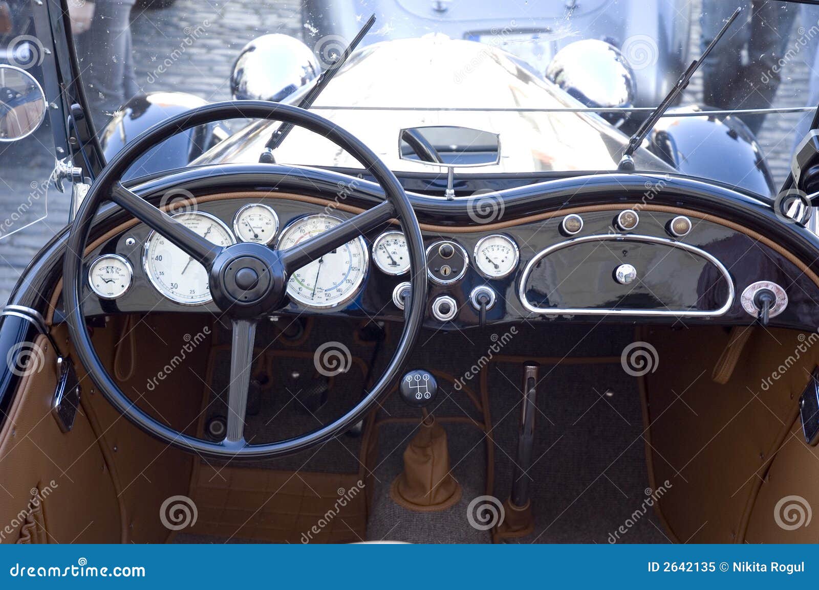 Vintage car dashboard stock image. Image of ancient, black - 2642135
