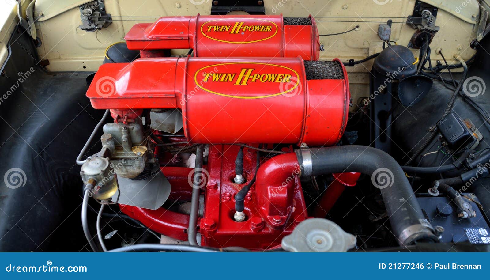 Vintage Car Engine editorial photo. Image of fast, shiny - 21277246