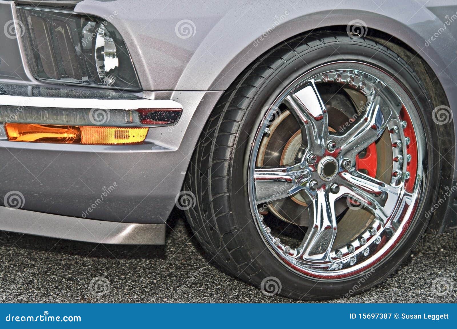 Vintage Car Wheel stock image. Image of bearing, classic - 15697387