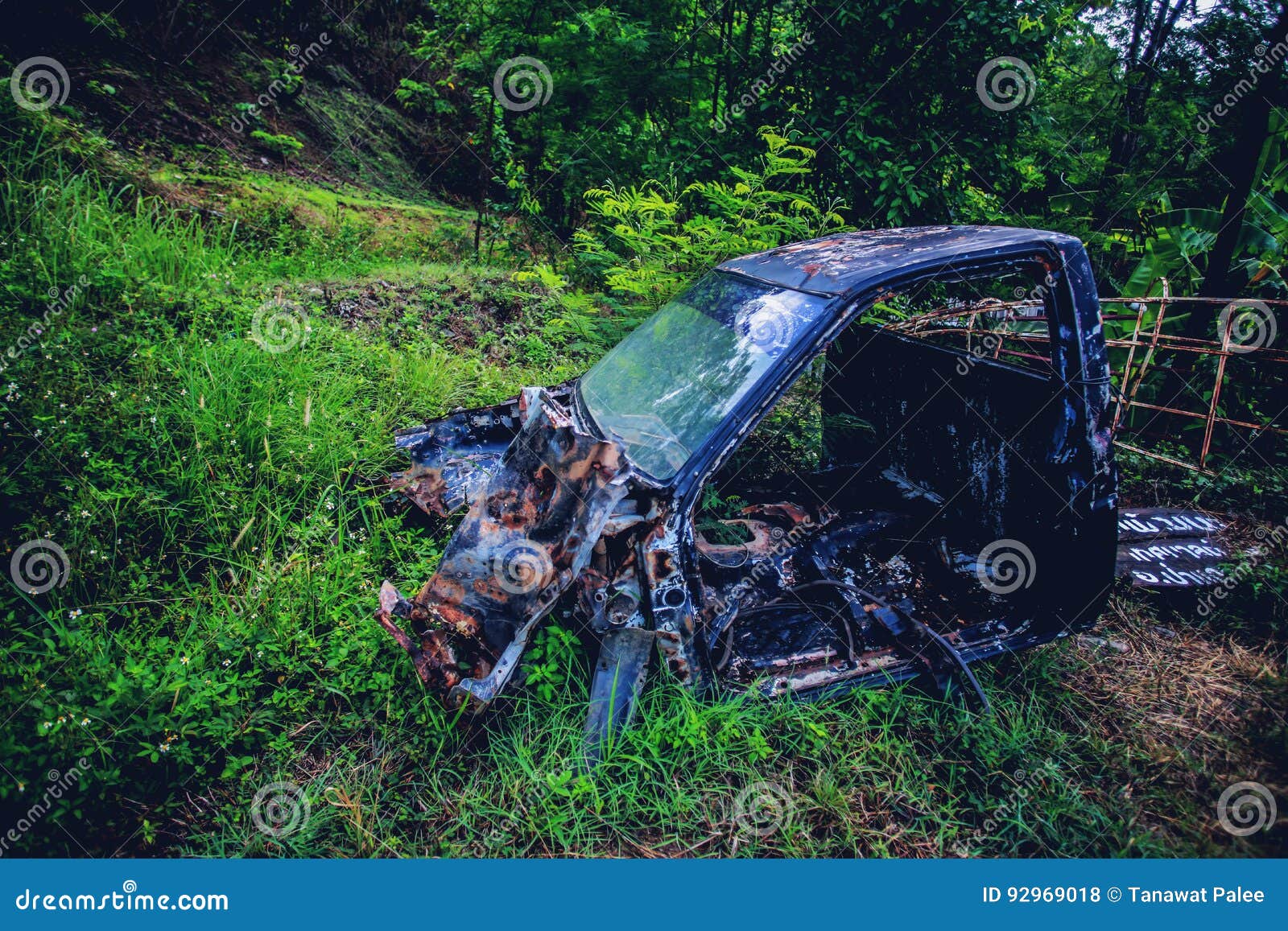 Vintage car wreck stock photo. Image of wreck, classic - 92969018