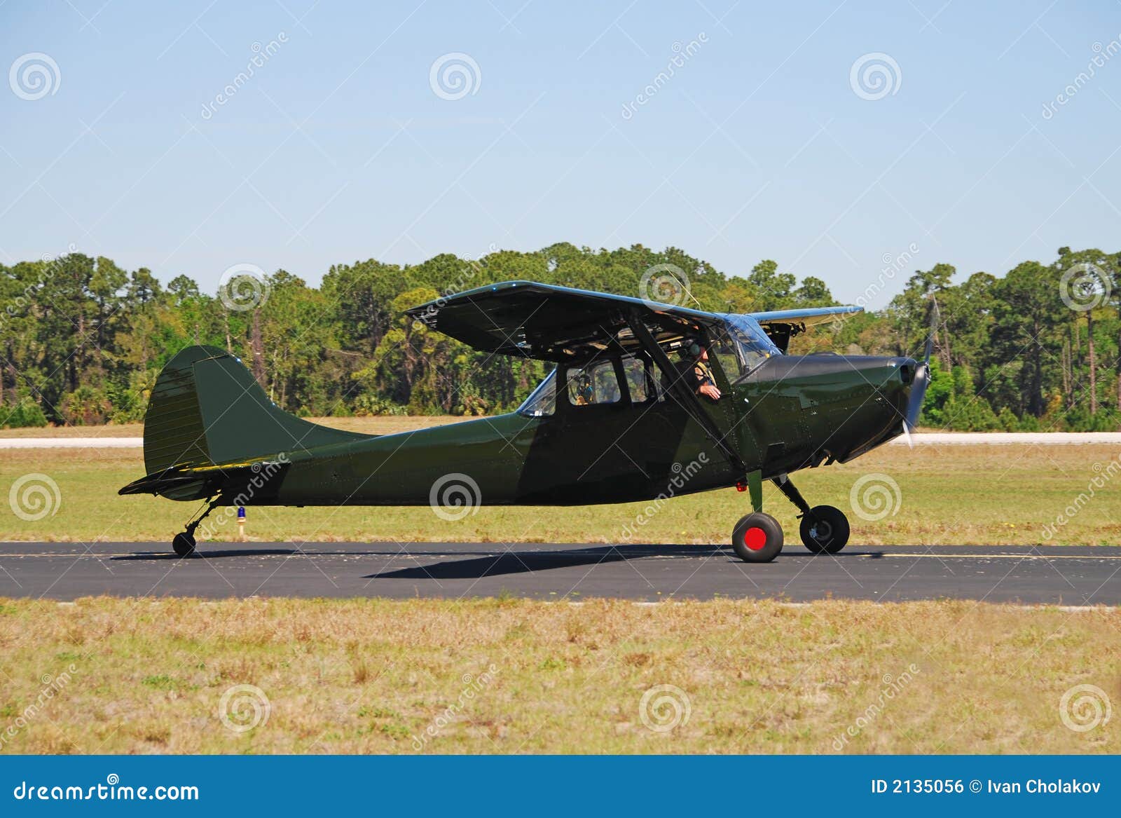 Vintage Cessna airplane stock photo. Image of airport - 2135056